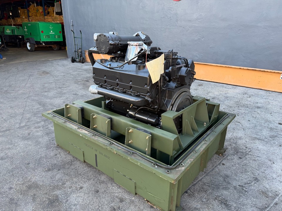 NEW 2004 Cummins V903 Diesel Engine, Model: V903-T295, CPL 0261, 295HP ...