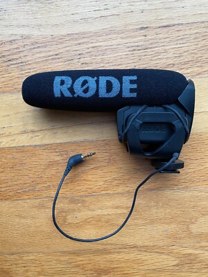 Rode VideoMic Pro Shotgun/On-Device Wired Standard Professional ...