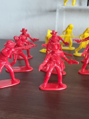 Vintage Tim Mee Plastic Fort West Indian and Cowboy Horses Figures Lot ...