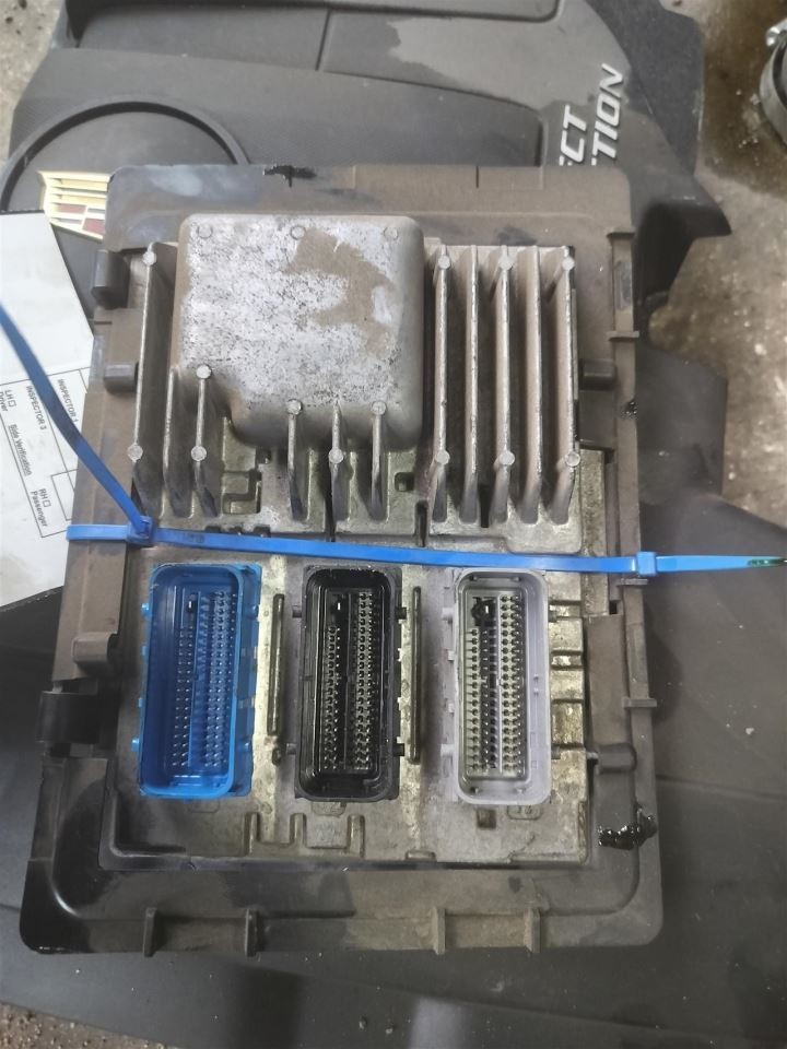 Engine ECM Electronic Control Module 2.5L Fits 17-22 COLORADO 8121376 ...
