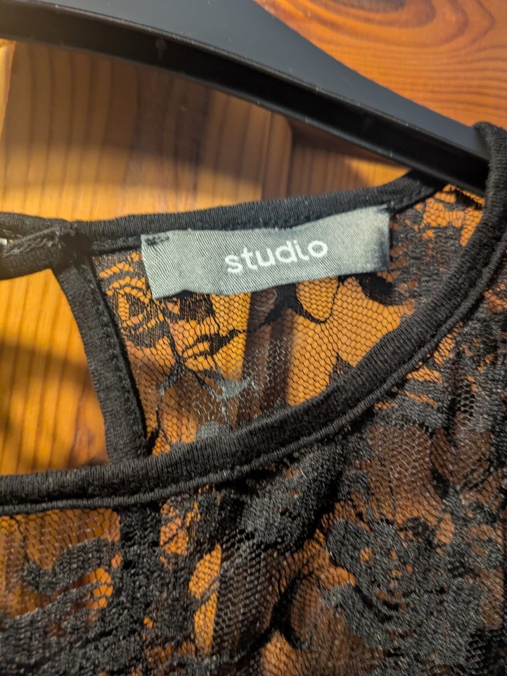 Black Lace Short Sleeve Round Neck Top Studio Size 14 | eBay UK