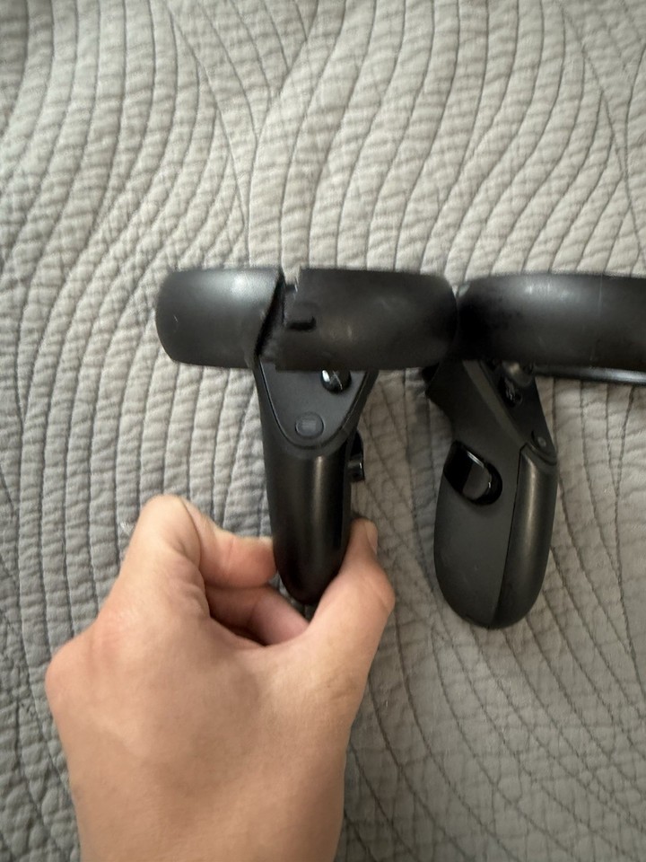 Oculus Meta Quest 1 / Rift-S Left And Right Touch Controllers Black ...