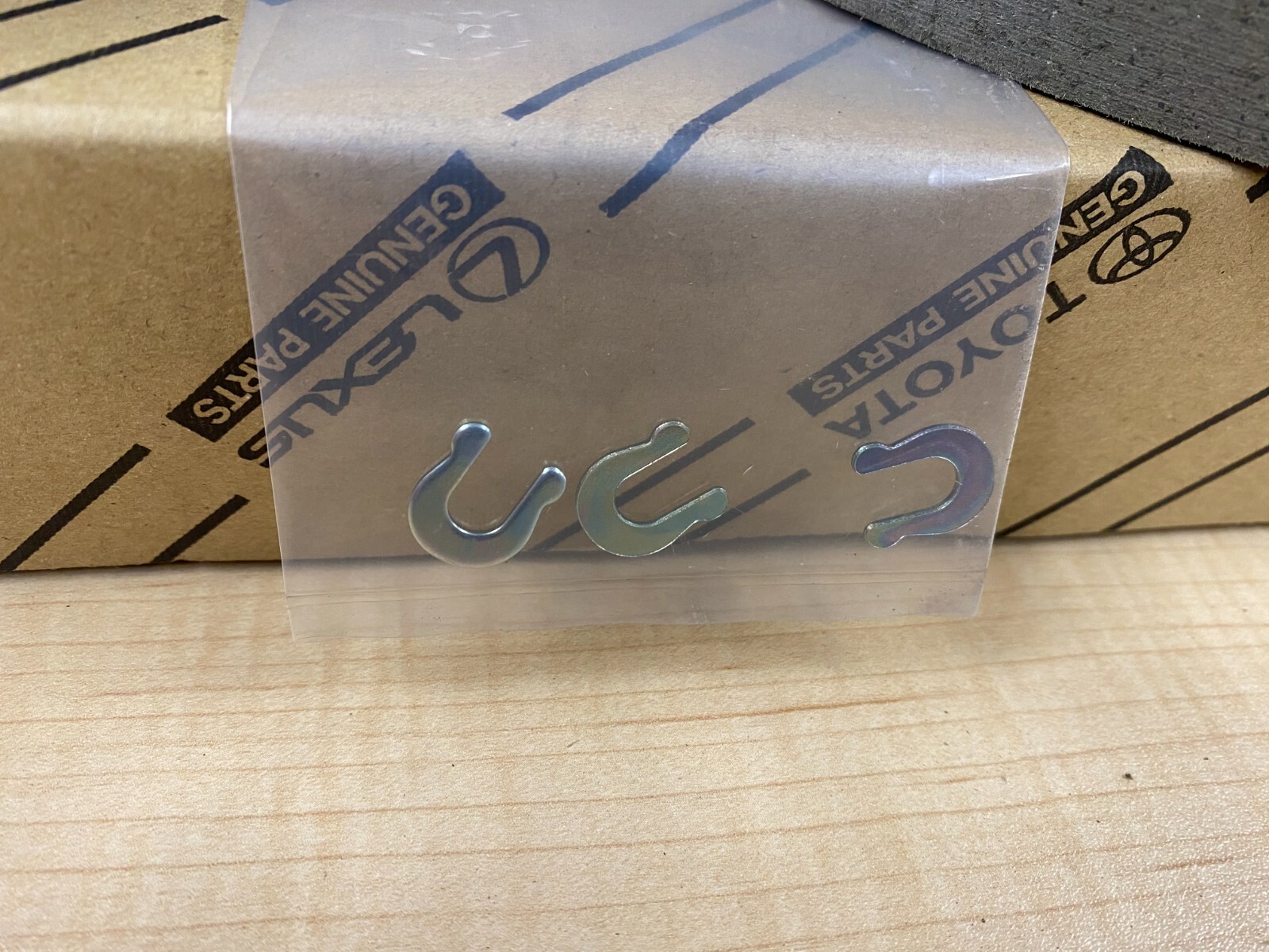 2005-2020 TOYOTA TACOMA GENUINE OEM NEW REAR BRAKE SHOES 0449504010 | eBay