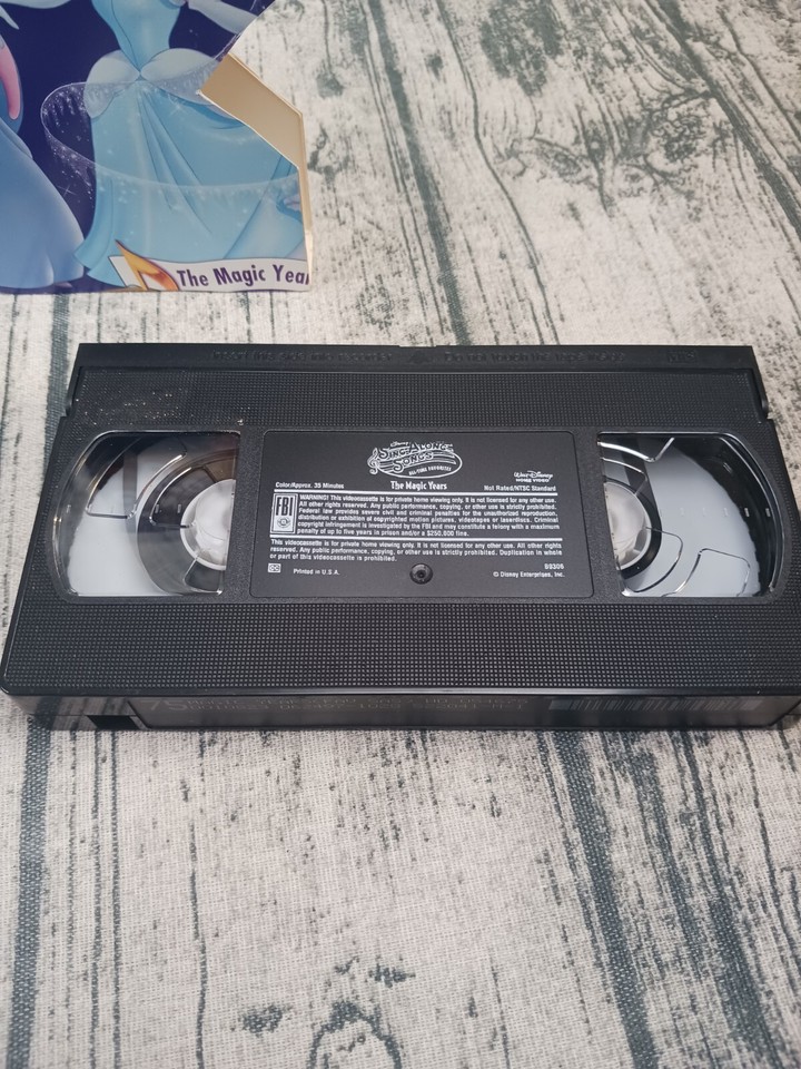 Disney Sing-along Songs (VHS) Classics, Magic Years & Mulan (3) Total ...
