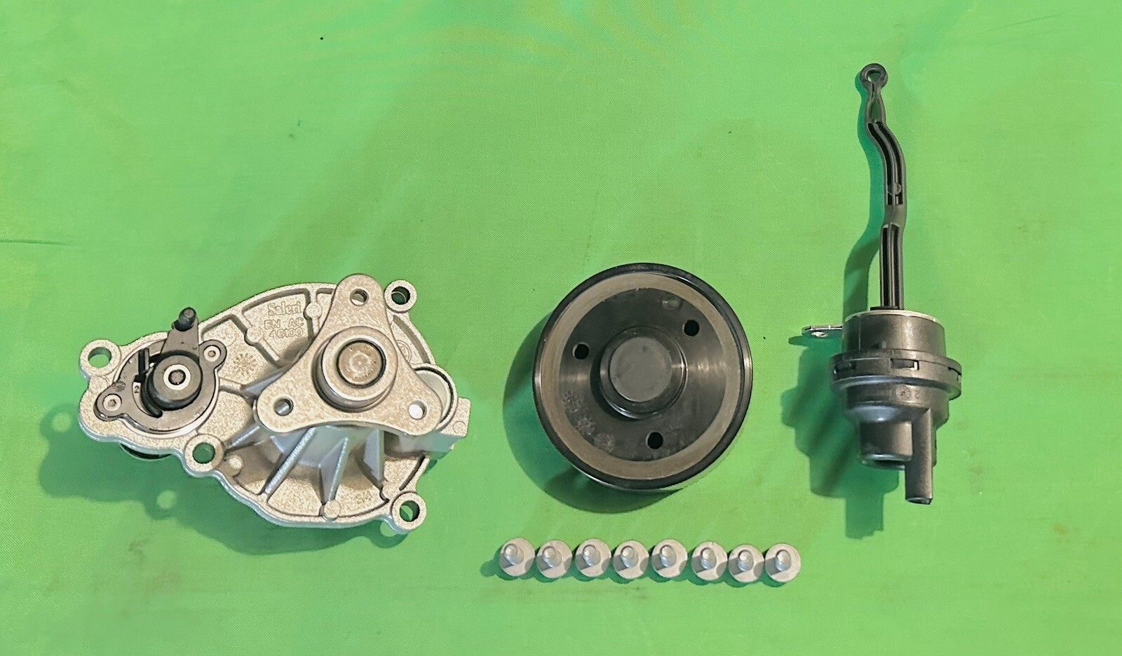 2016+ BMW 330 530 430 X3 Z4 B46 B48 2.0L Engine Coolant Water Pump F30 ...