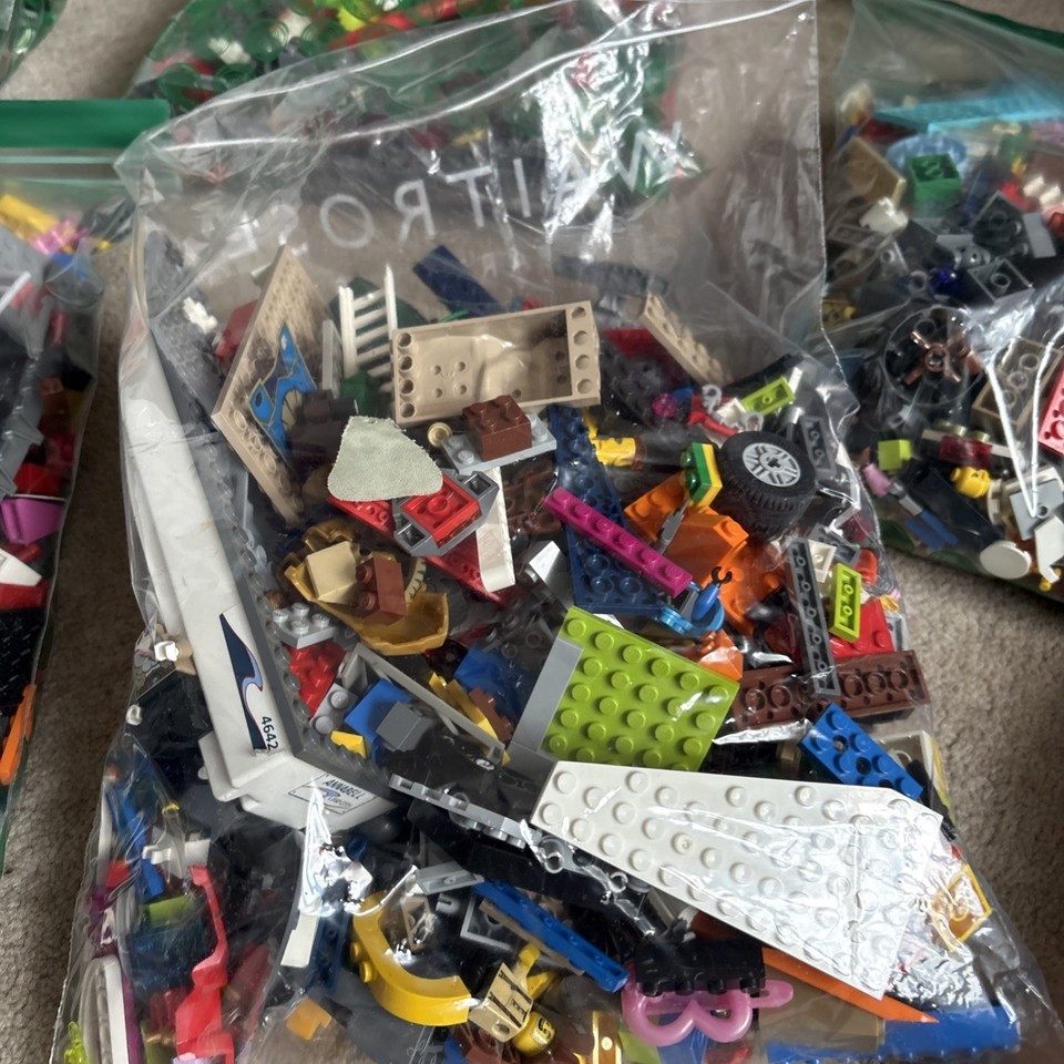 1kg Mixed LEGO PIECES Inc. Bricks, Platforms/Bases, Mini Figures | eBay UK