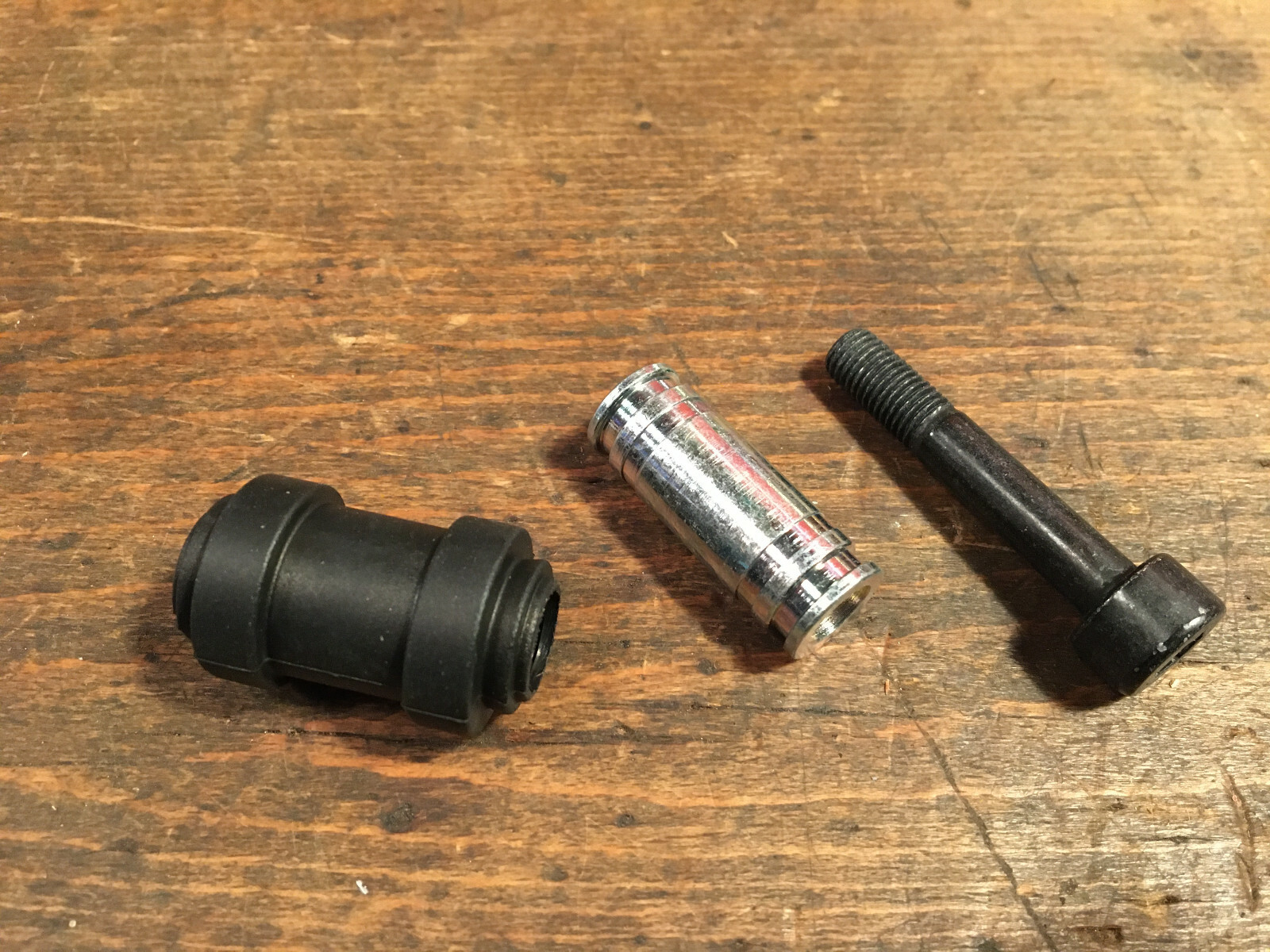 44066-08A BREMSSATTEL REPSATZ BREMSE 2008-2016 SOFTAIL® DYNA® TWINCAM ...