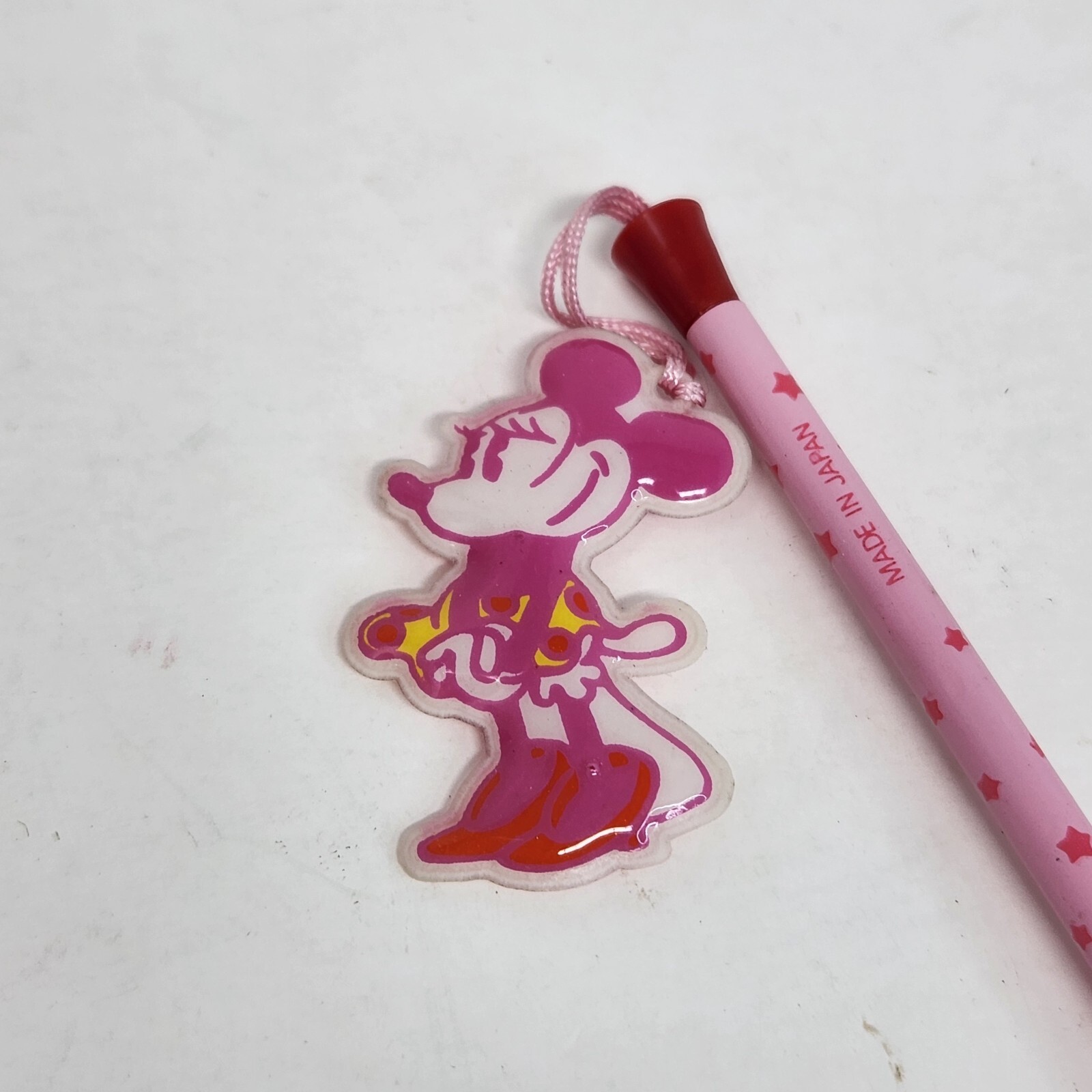 VINTAGE WALT DISNEY PINK MINNIE MOUSE PENCIL W/ PUFFY CHARM NEVER USED ...