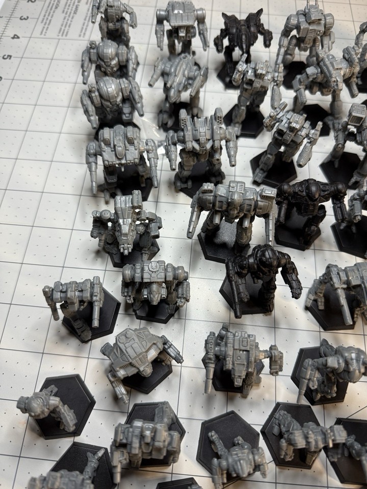 Catalyst Game Labs BattleTech Miniature Lot with Cards and Accessories ...