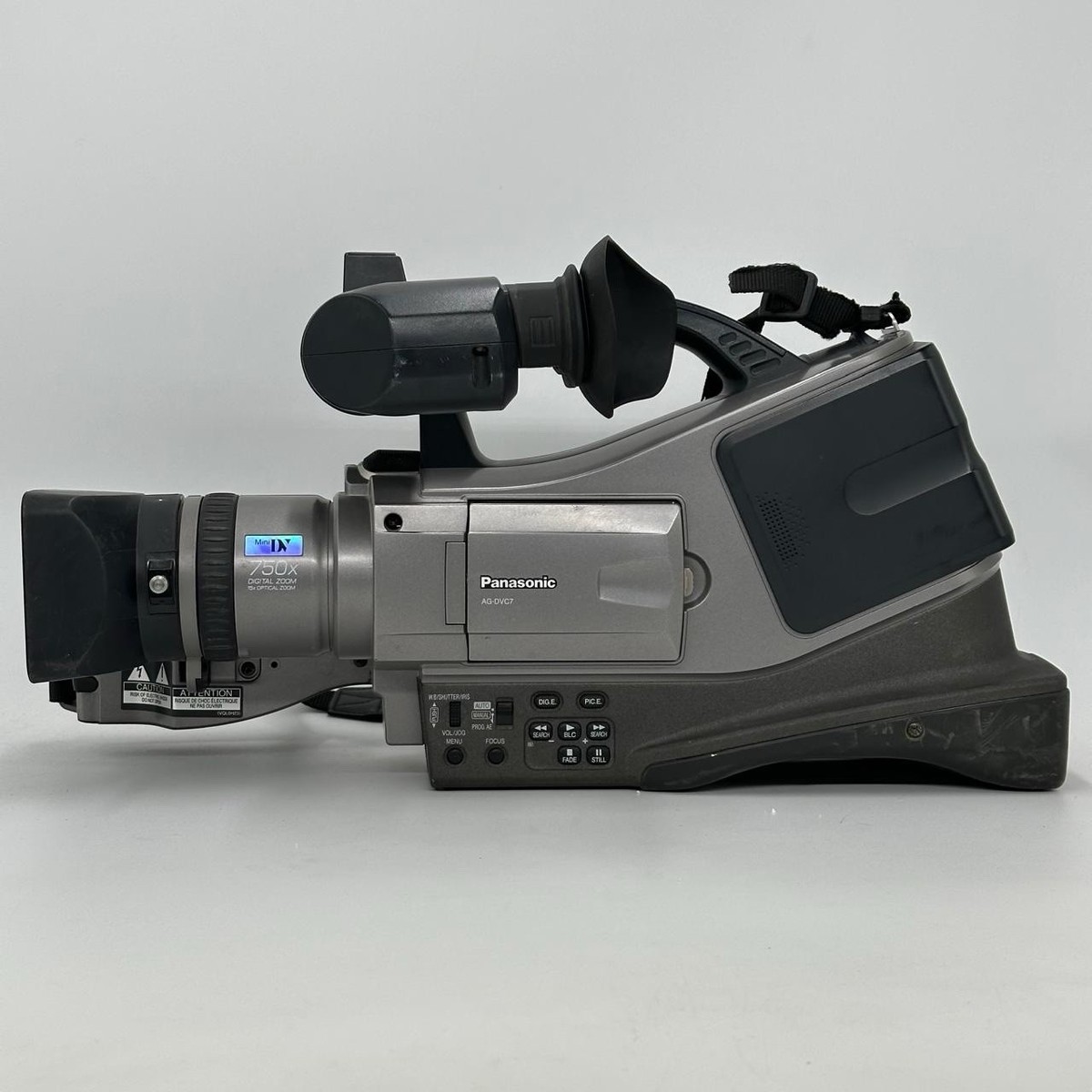 Filmadora Panasonic Mini Dv