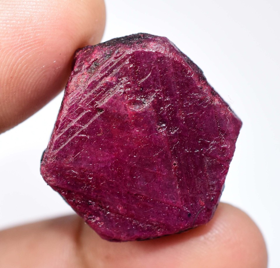 Naturale Mozambico Rosso Rubino 81.40 KT Earth-Mined Color-Enhanced ...