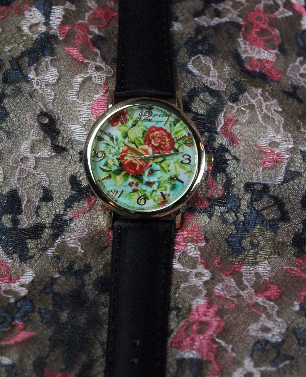 Romantic Rose Pattern Holographic Ladies Watch W/ Black Faux Leather ...