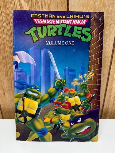 Teenage Mutant Ninja Turtles Volume One - First Printing (Tundra 1991 ...