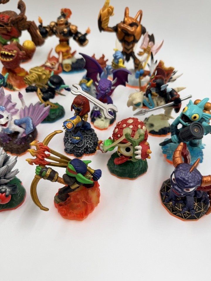 Huge Skylanders Lot 31 Mixed Figures Activision Xbox WiiU | eBay