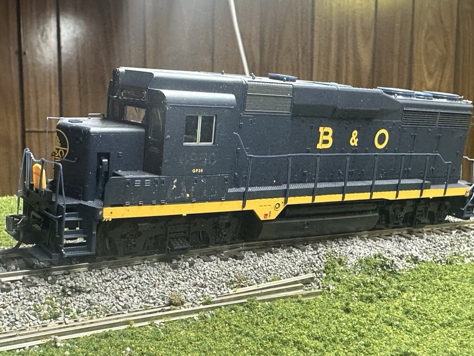 Proto 2000 HO GP30 Baltimore & Ohio B&O | eBay