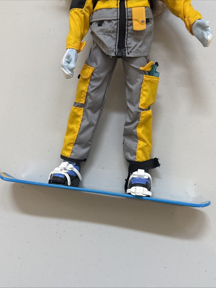 Get Real Girl Doll Hasbro Skylar’s Snowboarding Adventure Action Figure ...
