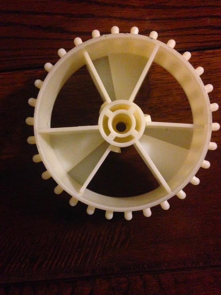 Northwestern A&A Ashland Adjustable Candy Vending Wheel and Brush | eBay