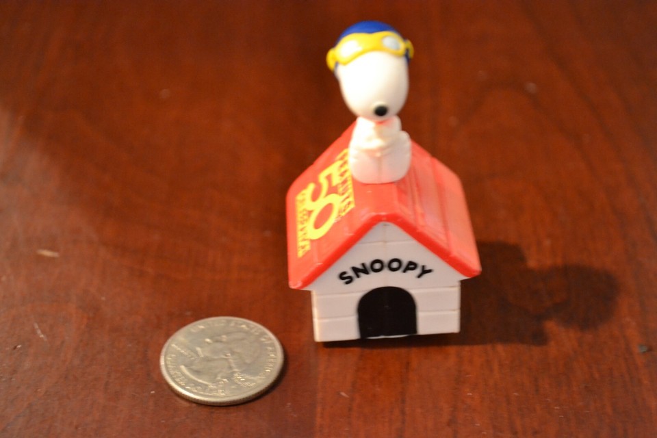 VINTAGE RARE COLLECTIBLE SNOOPY PEANUTS 50TH CELEBRATION FLYING DOG ...