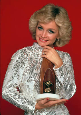 Barbara Mandrell Co-Host Of Cma Awards Broadcast On 1979 OLD TV PHOTO ...