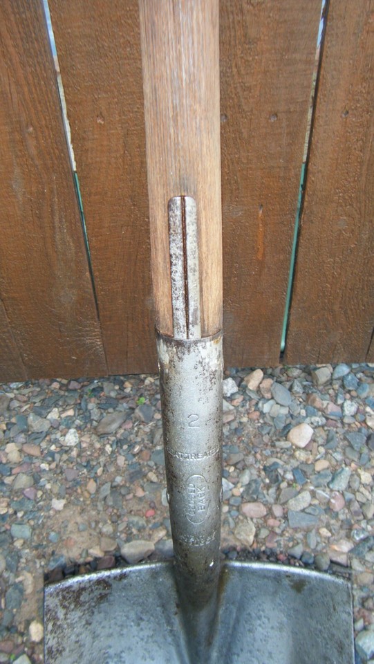 Vintage The Wood Shovel & Tool Company Split Wood handle Shovel | eBay