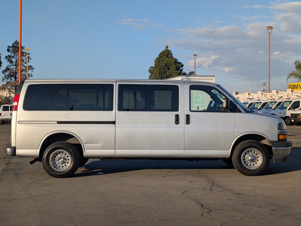 2019 Chevrolet Express Extended Passenger Van | eBay