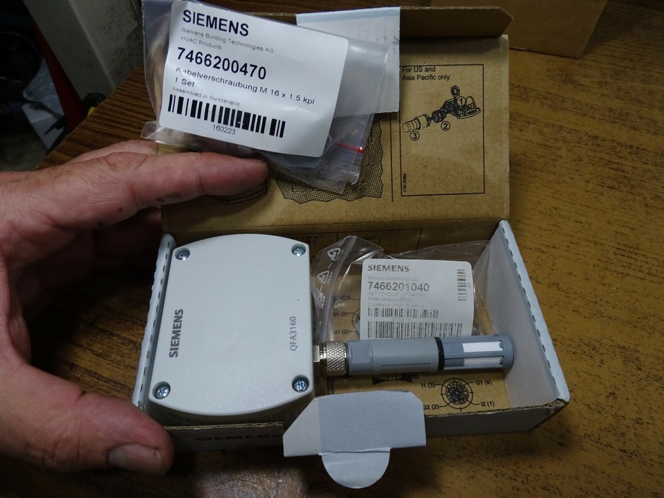 Siemens QFA3160 Temperature & Humidity Sensor | eBay