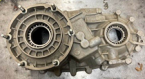 30597 FRONT CASE HALF NEW PROCESS 246 TRANSFER CASE ***NEW*** GENERAL ...