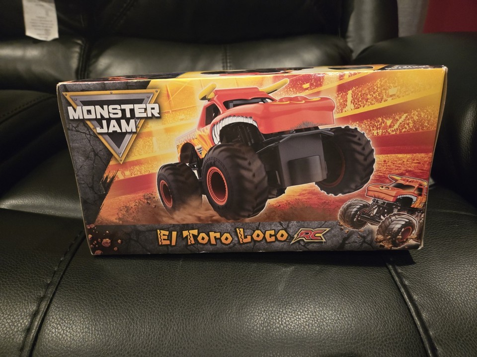Official El Toro Loco 1:24 Scale Remote Control Monster Truck - Epic ...