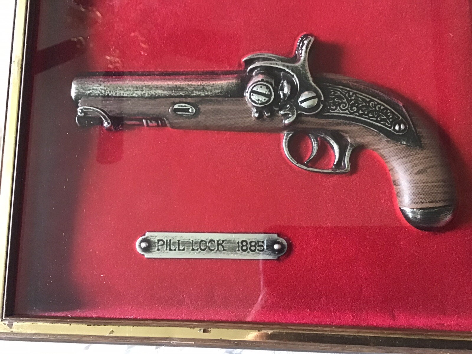 Vtg 1885 Pill Lock Pistol Wall Accessory Hand Gun Plaque Case Vintage ...