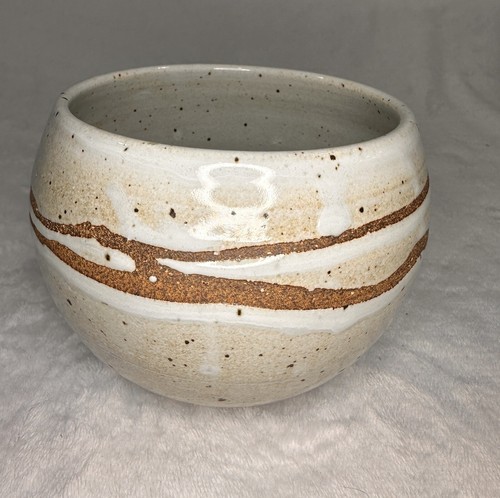 Handcrafted Ceramic Pottery Off-White Stone Glazed Round Vase Bowl ...
