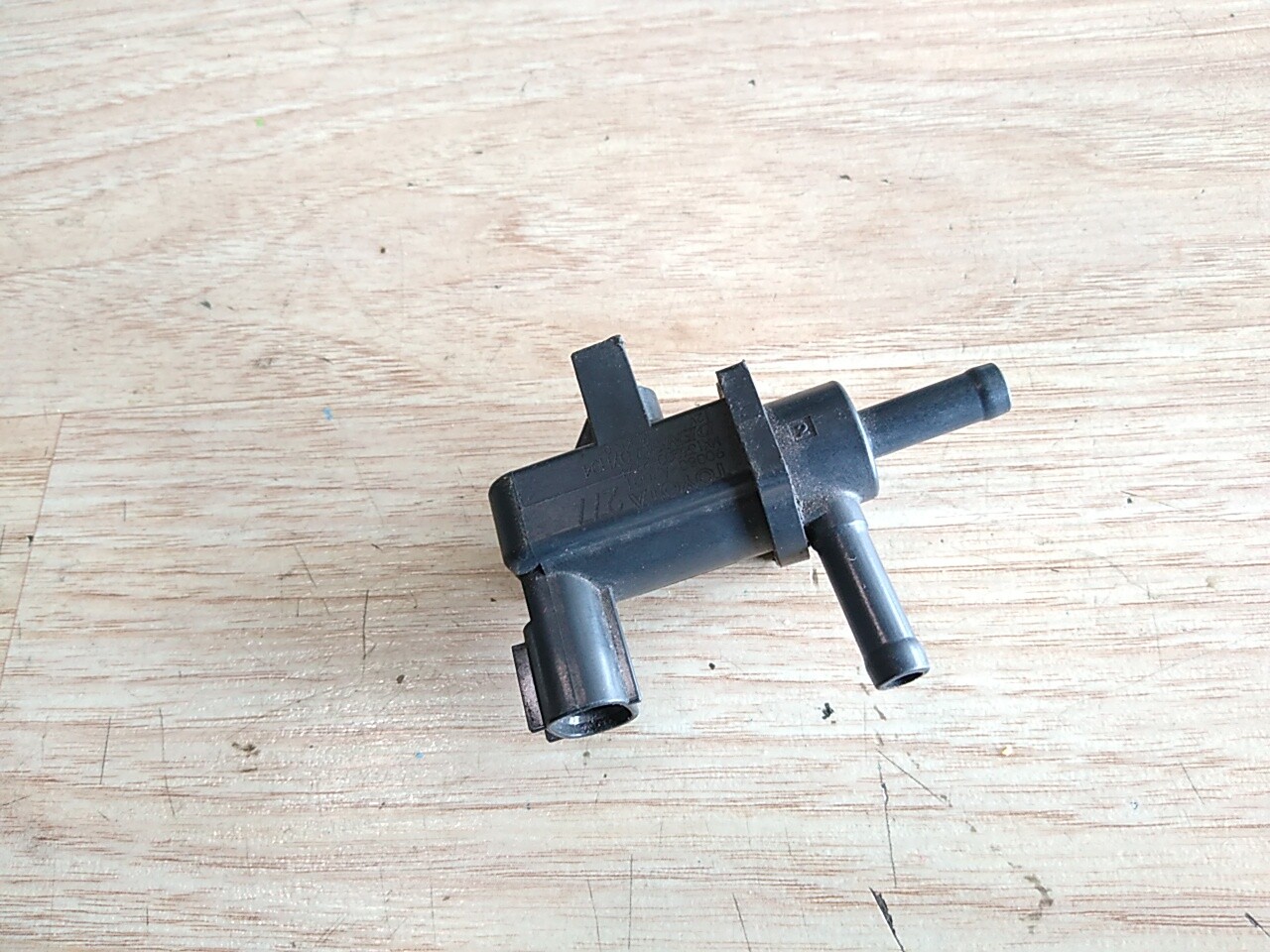 02-06 toyota camry 2.4l vv-t vacuum valve switch solenoid 90080-a2001 ...