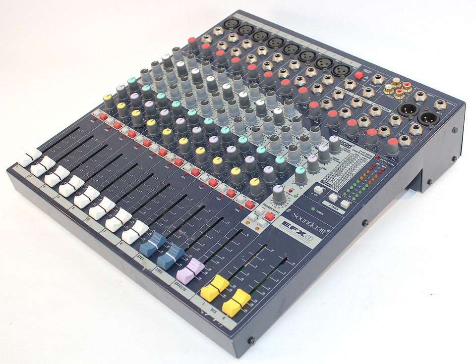 Soundcraft EFX8 8-channel Mixer with Lexicon Effects & Roadie Case ...