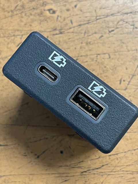 Genuine Nissan Auxiliary Outlet 284h3-9dj0a for sale online | eBay