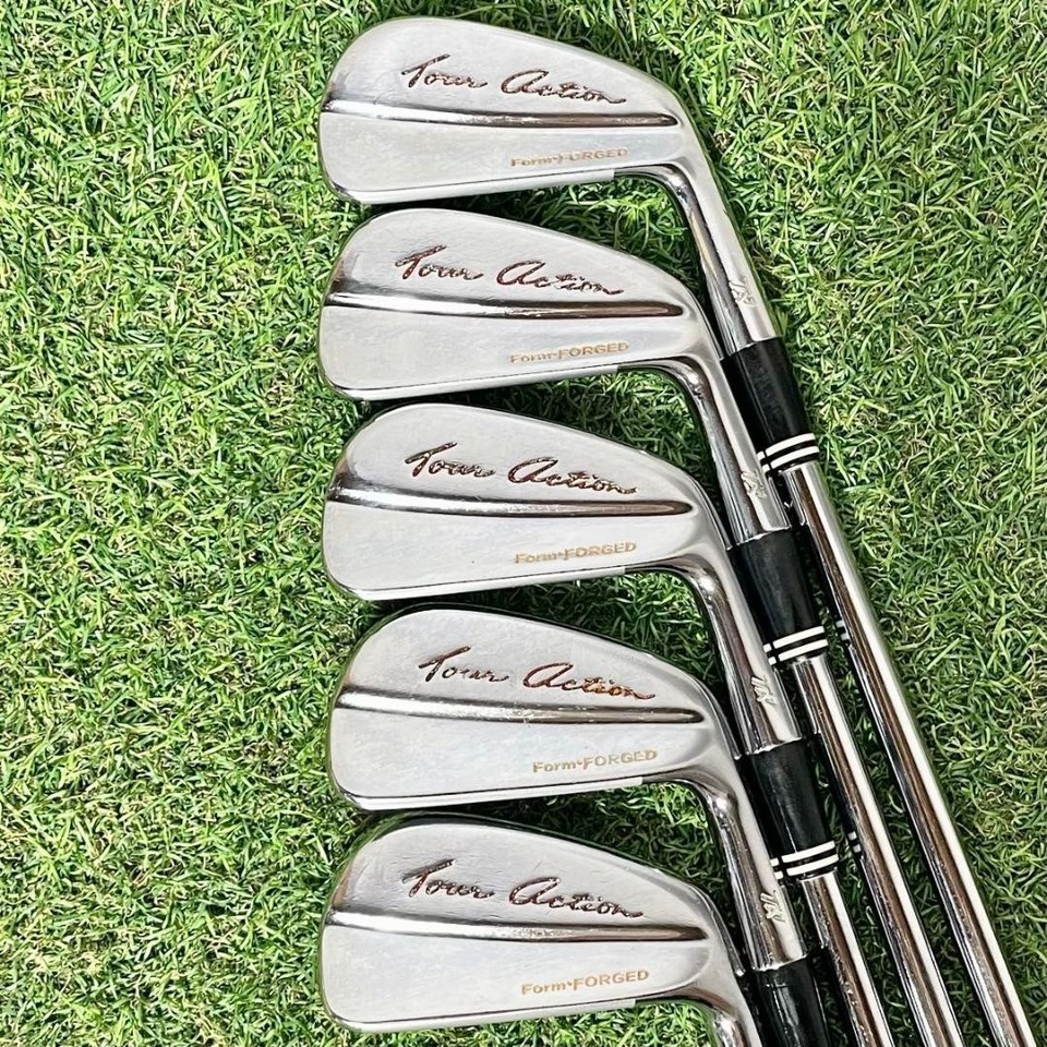 (Cleveland) TOUR ACTION TA1 Iron Set 9pcs 2-PW Dynamic Gold Flex X used ...