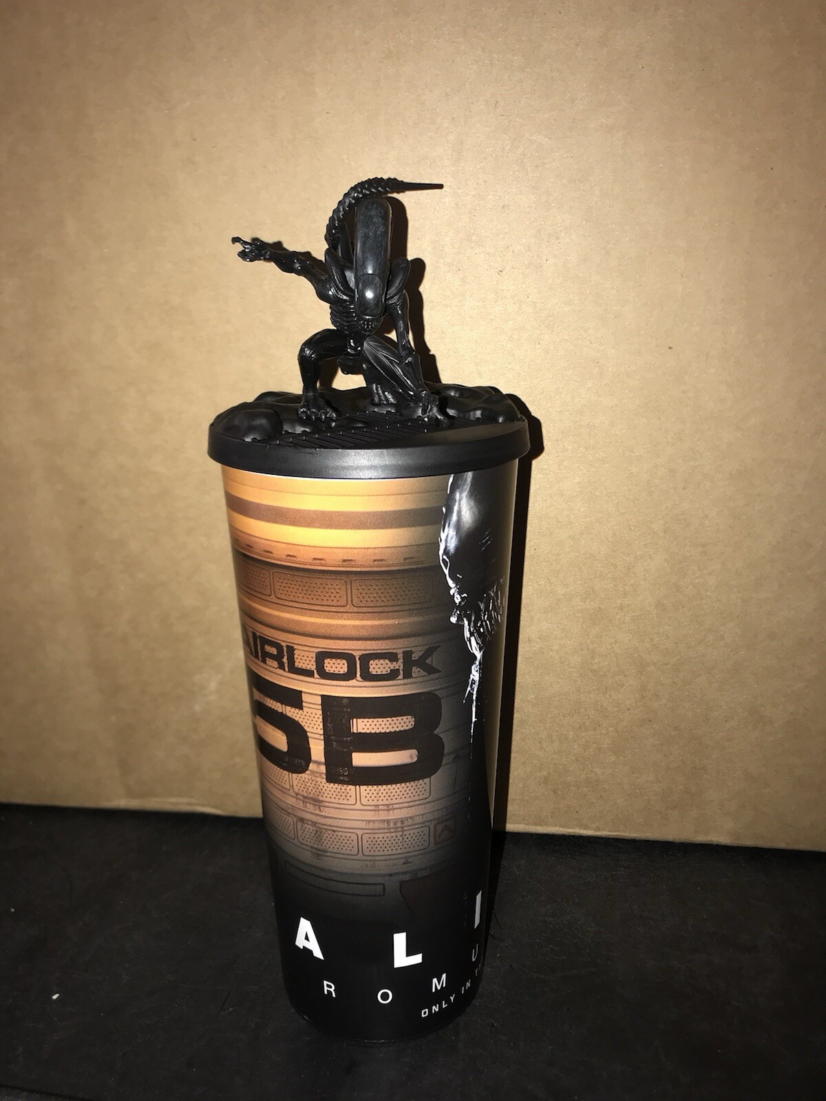 Alien Romulus Xenomorph Cup With Topper | Grelly USA