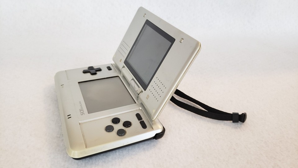 Original Nintendo DS (Silver, NTR-001) - PERFECT TO RESHELL, WORKS 100% ...