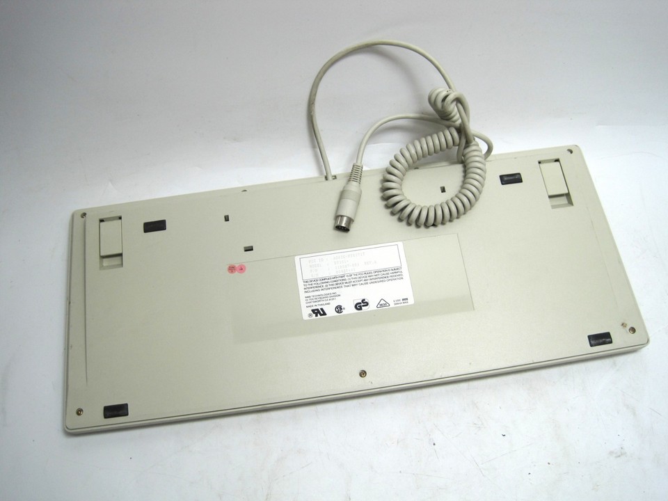 VINTAGE NMB RT101+ CLICKY-KEY MECHANICAL BLACK SPACE INVADERS COMPUTER ...