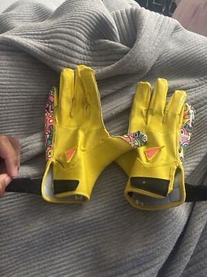 Rivals Football Gloves | eBay