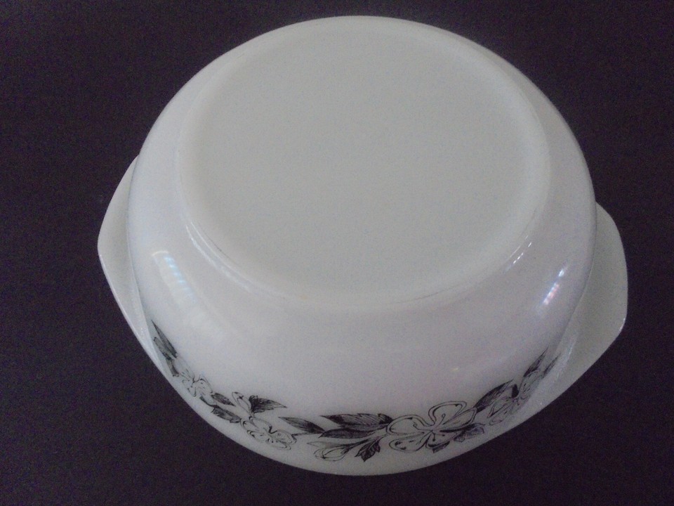 AGEE PYREX vintage casserole DISH White 0-CR-200 Australian made ...