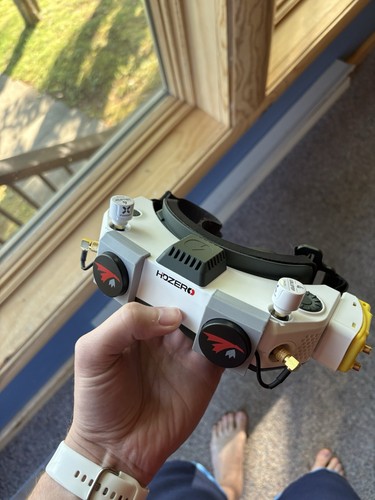 HD Zero goggles, Antennas, HDZero Bag, And Analog Adapter (not Module ...