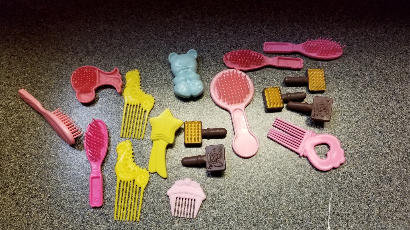 Lot Mixed Kids Toy Brushes 1990's for Dolls Hair Pony Figures Plastic ...
