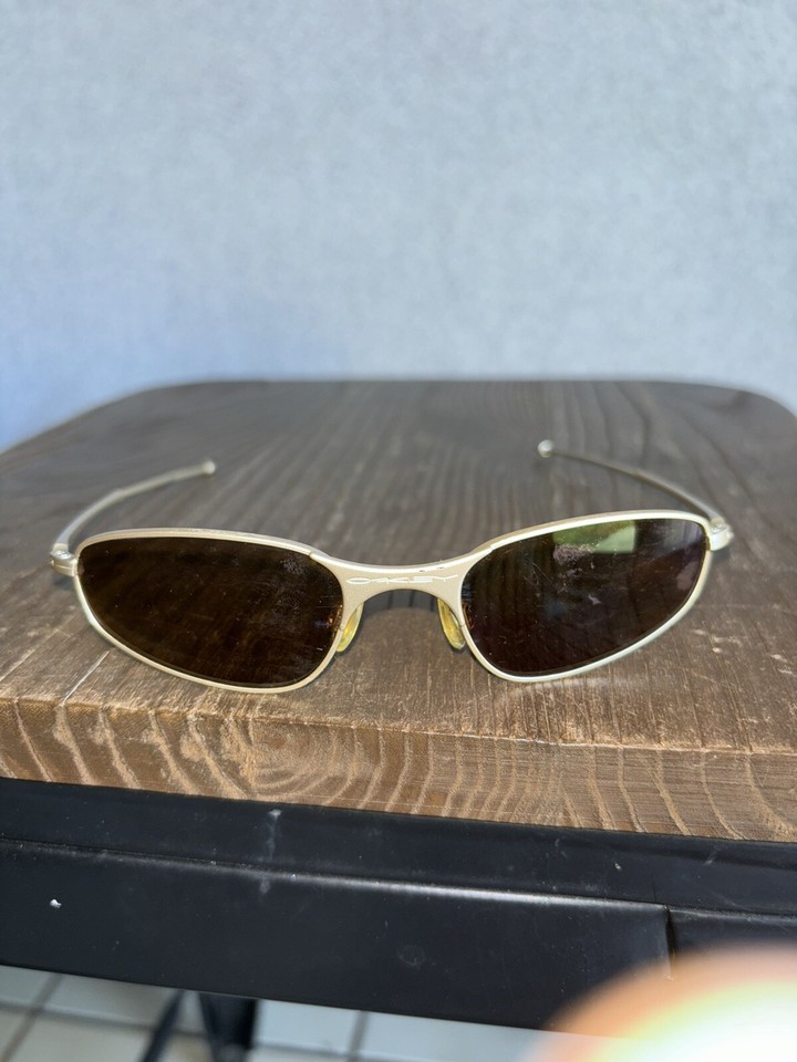 Vintage 90’s RARe Oakley E Wire Titanium Sunglasses | eBay