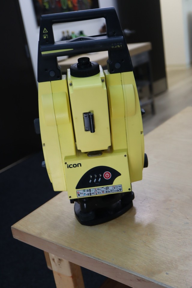 Leica iCON robot 50 Robotic Total Station iCR55 with Case, Battery ...