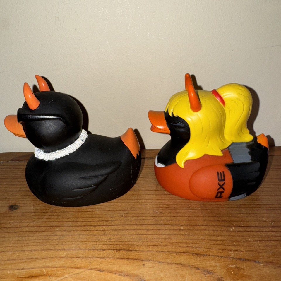 Jeep Ducking AXE Devil Horns Rubber Duckie Pair Accoutrements ...