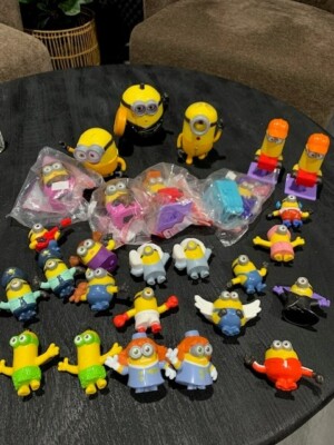 MINIONS Collectable Figure 27 pieces despicable me Bulk LOt Mcdonalds ...