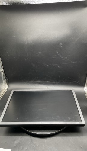 HP EliteDisplay E241i 24-Inch IPS LED LCD HD Widescreen Computer ...