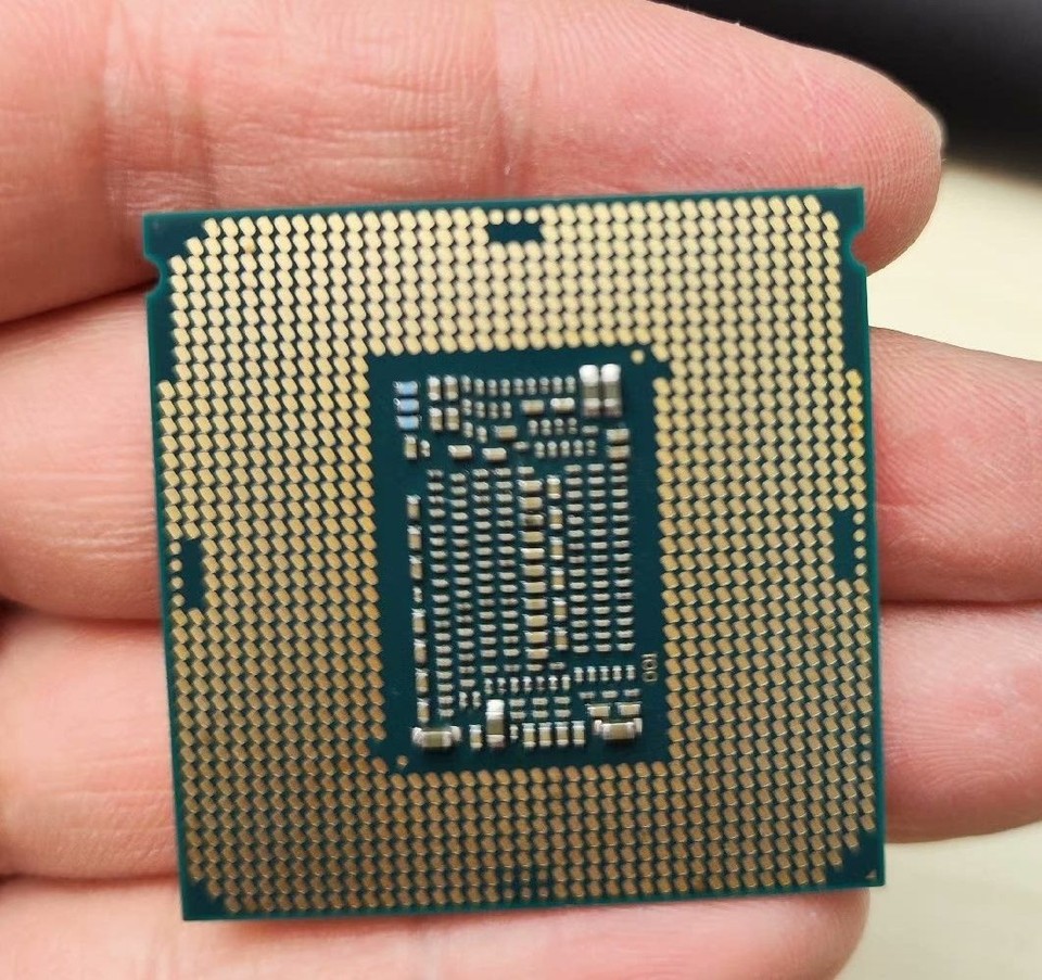 Intel Xeon E-2146G LGA-1151 Server CPU Processor 3.50 - 4.50 GHz 6-Core ...