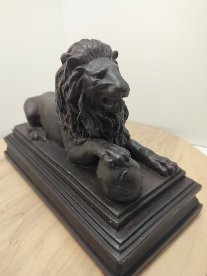 VTG LION ON PLINTH STATUE LIONS PAW RESTING ON GLOBE HEAVY SOLID ...