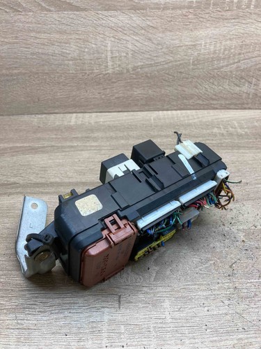 MB953355 MB953383 MITSUBISHI CARISMA Scatola Fusibili Sam Modulo Unità ...