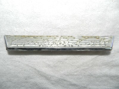 VINTAGE 1955 - 1956 FORD CUSTOM CAB DOOR EMBLEM BAAF 8125622-A OEM | eBay